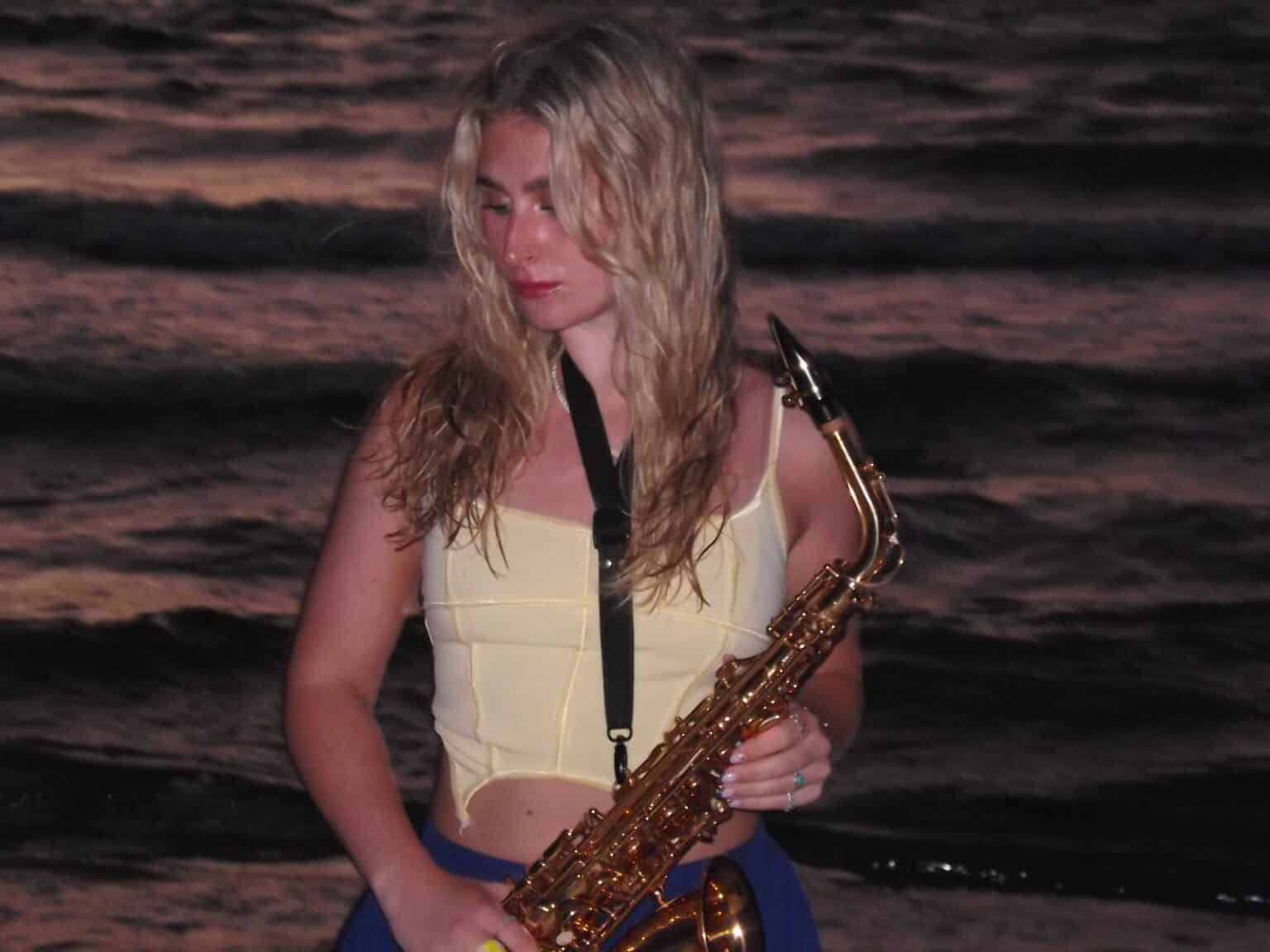 Distillery Sessions 2025 – Em Louise - Spirit Of Yorkshire